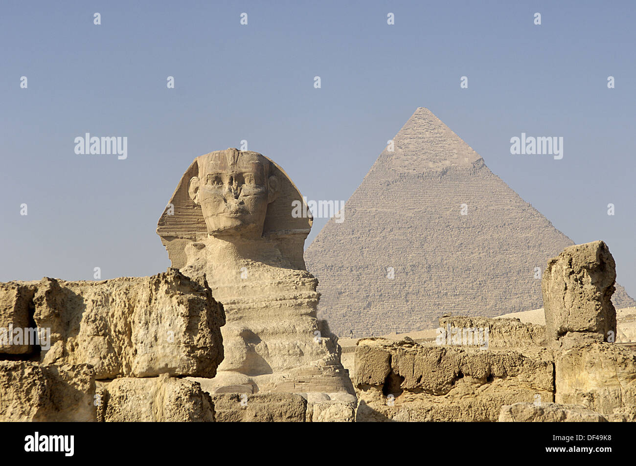 Sphinx great pyramid khufu giza hi-res stock photography and images - Alamy