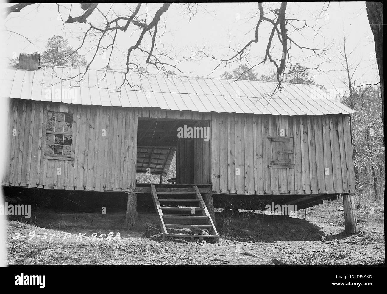 Unique structure showcases Black and White Stock Photos & Images - Alamy