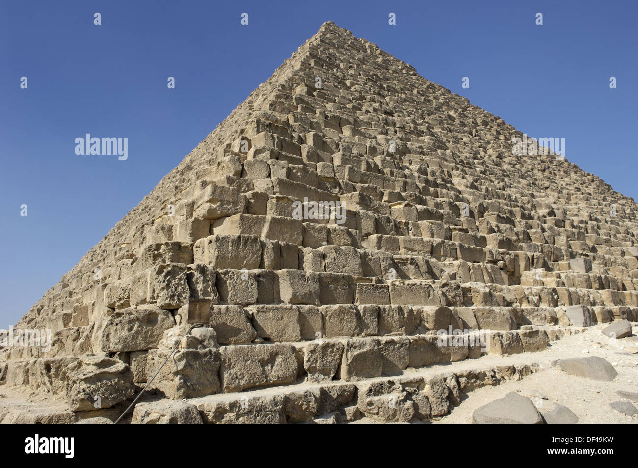 Cheops pyramid hi-res stock photography and images - Alamy