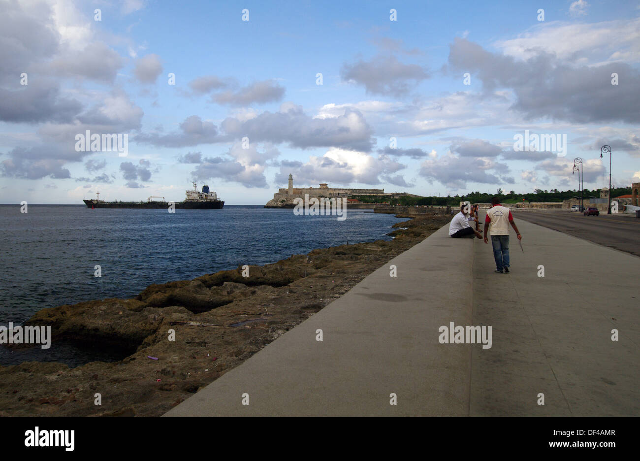 Malecon cuba hi-res stock photography and images - Alamy