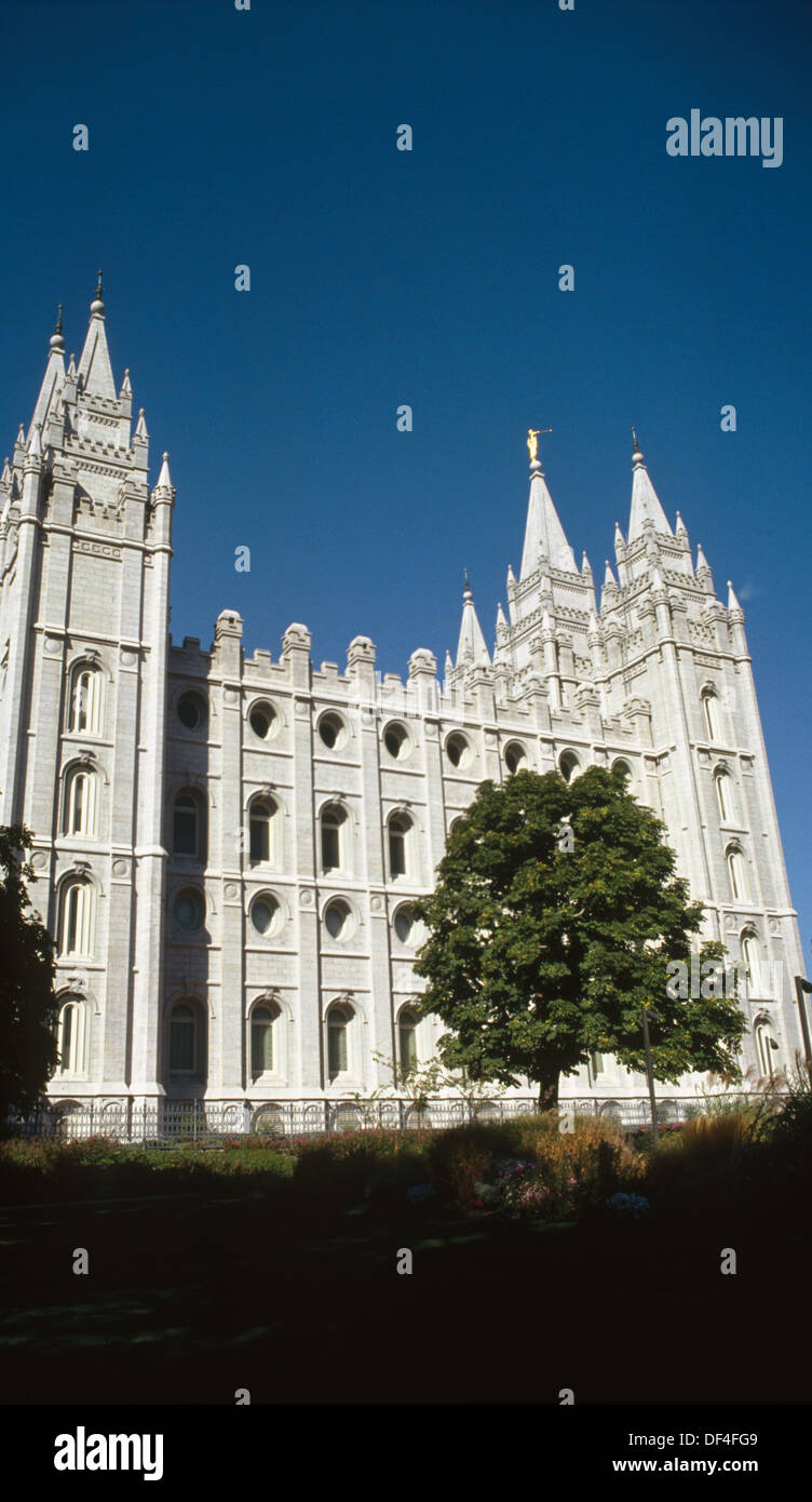Salt lake temple mormon hi-res stock photography and images - Alamy