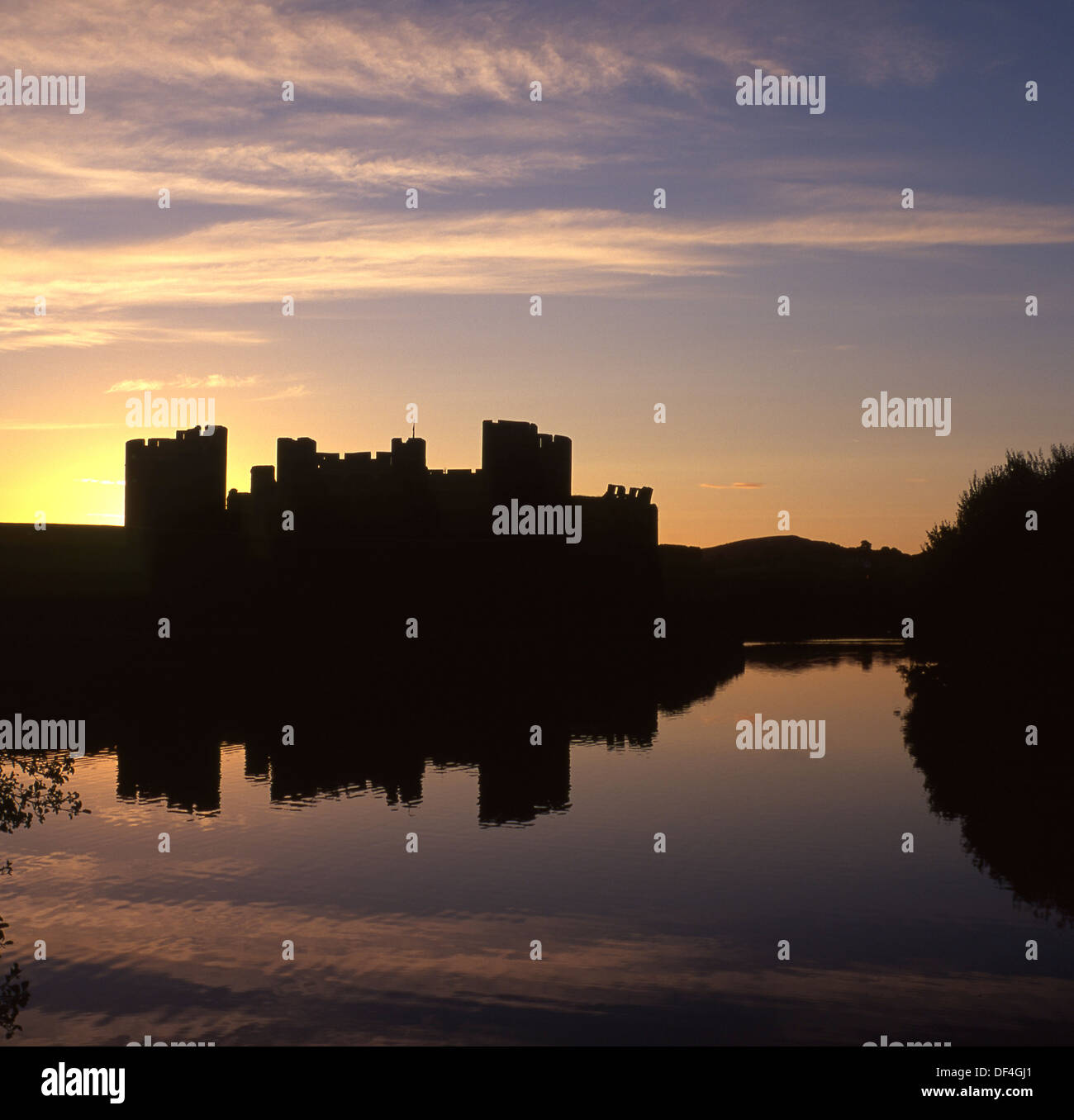 Dawn Moat Sunrise Silhouette High Resolution Stock Photography and ...