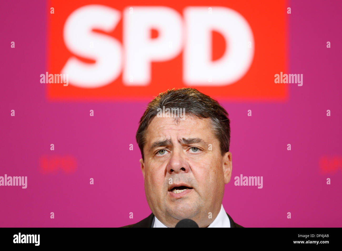 Berlin, Germany. September 27th, 2013. After meeting the SPD executive ...