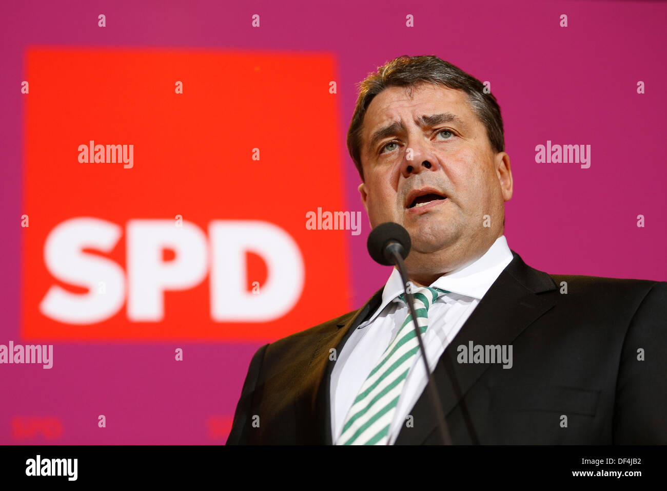 Berlin, Germany. September 27th, 2013. After meeting the SPD executive ...