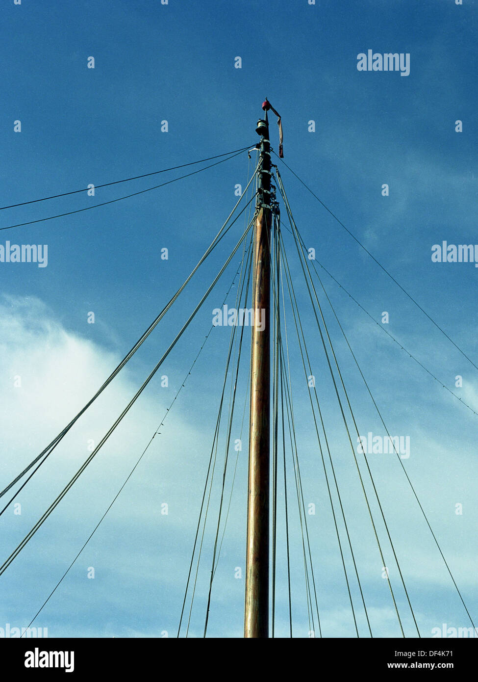 Mast of the ship hi-res stock photography and images - Alamy