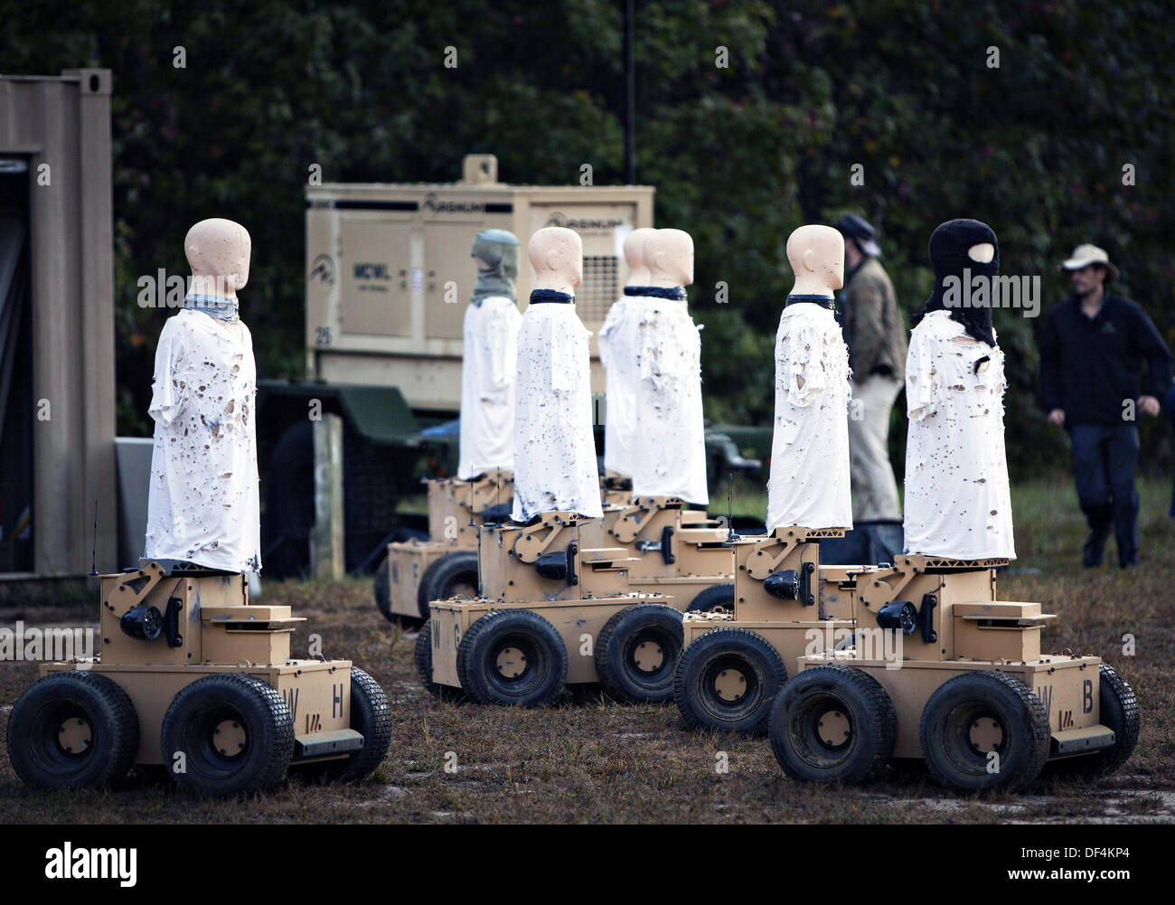 Robotic moving targets hi-res stock photography and images - Alamy