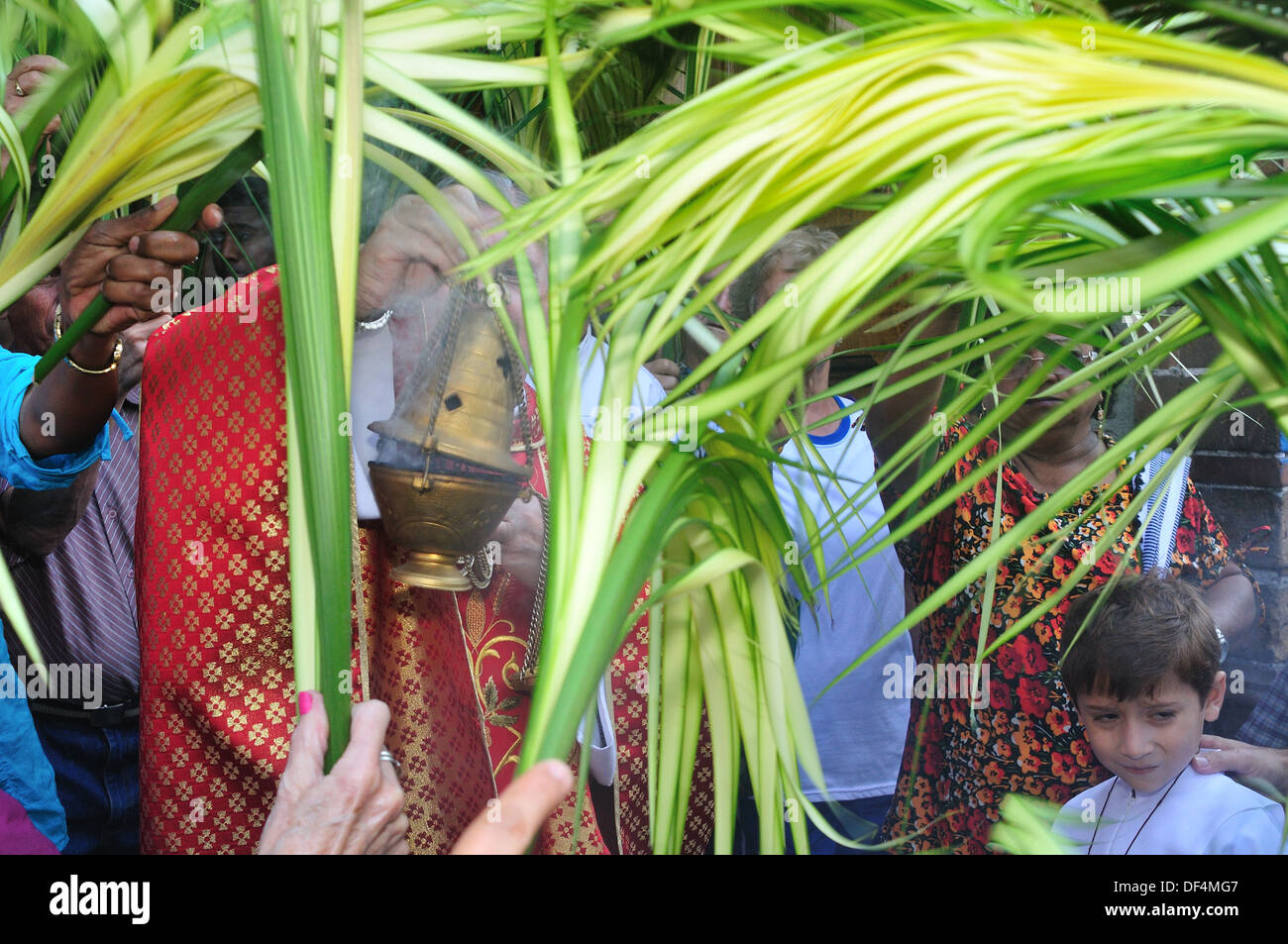 Palm sunday blessing palms hi-res stock photography and images - Alamy