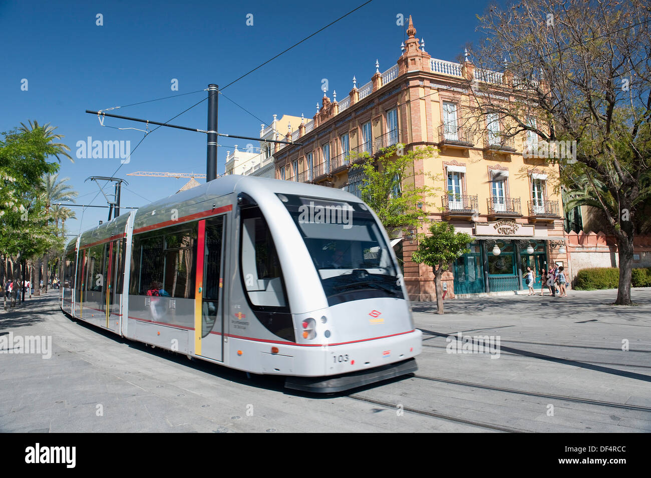 Seville tramcar hi-res stock photography and images - Alamy