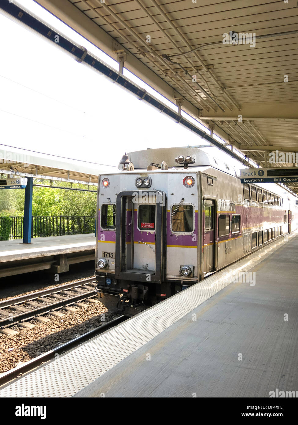 Train station stop hi-res stock photography and images - Alamy