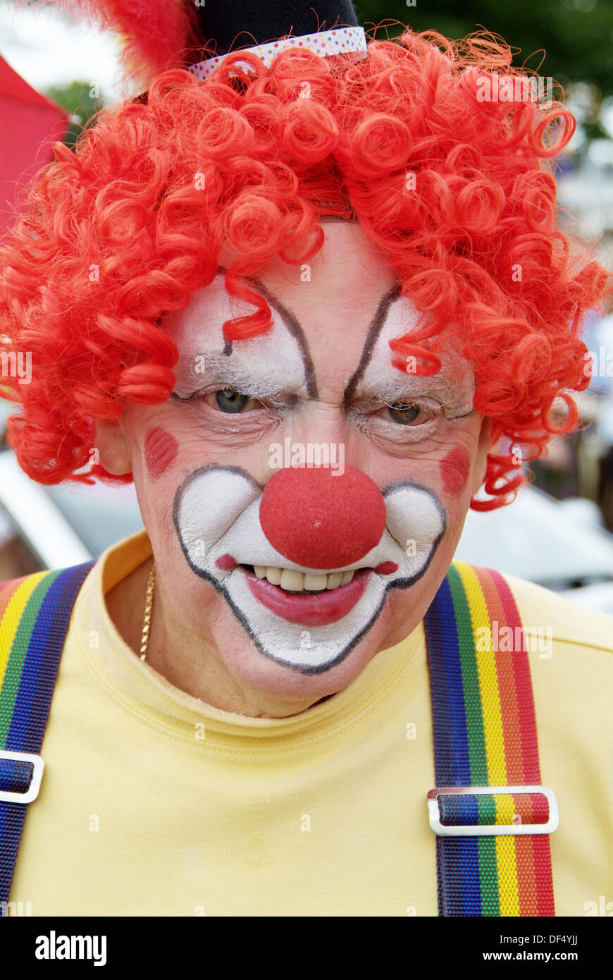 Amusing clowns hi-res stock photography and images - Alamy