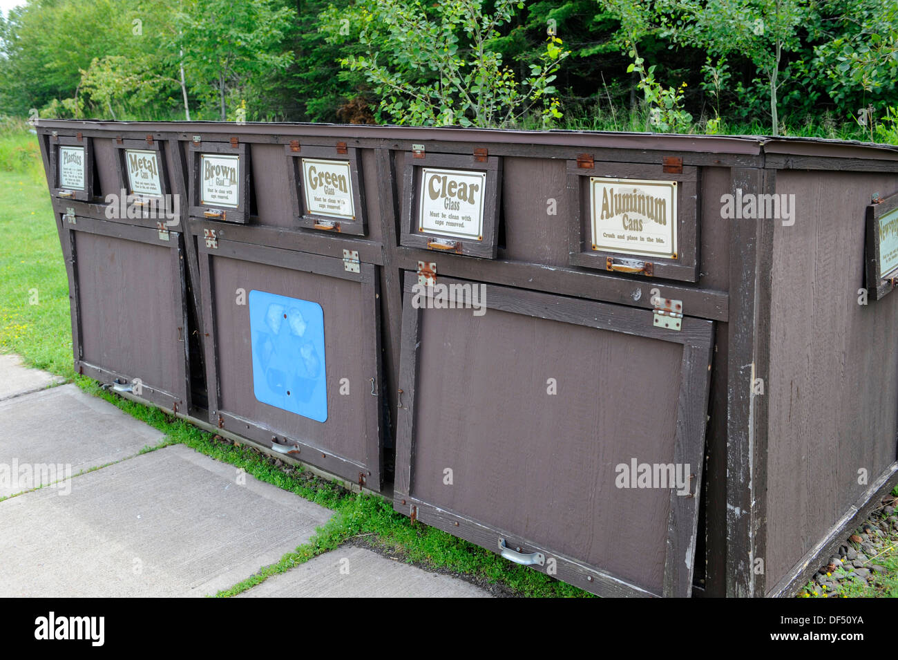 Recycle reuse reprocess process hi-res stock photography and images - Alamy