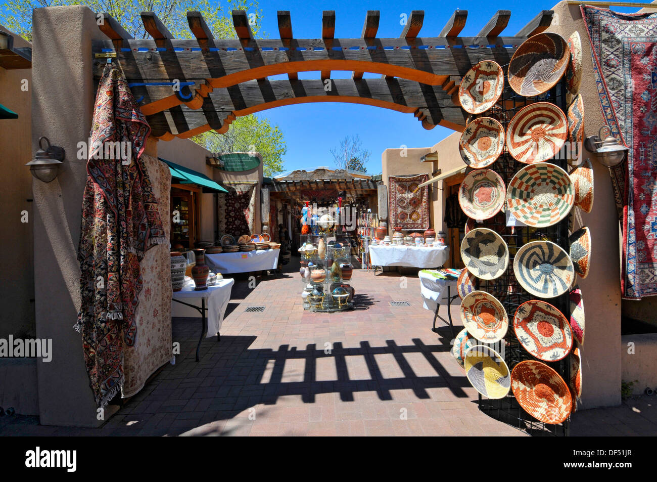 Shopping santa fe hi-res stock photography and images - Alamy