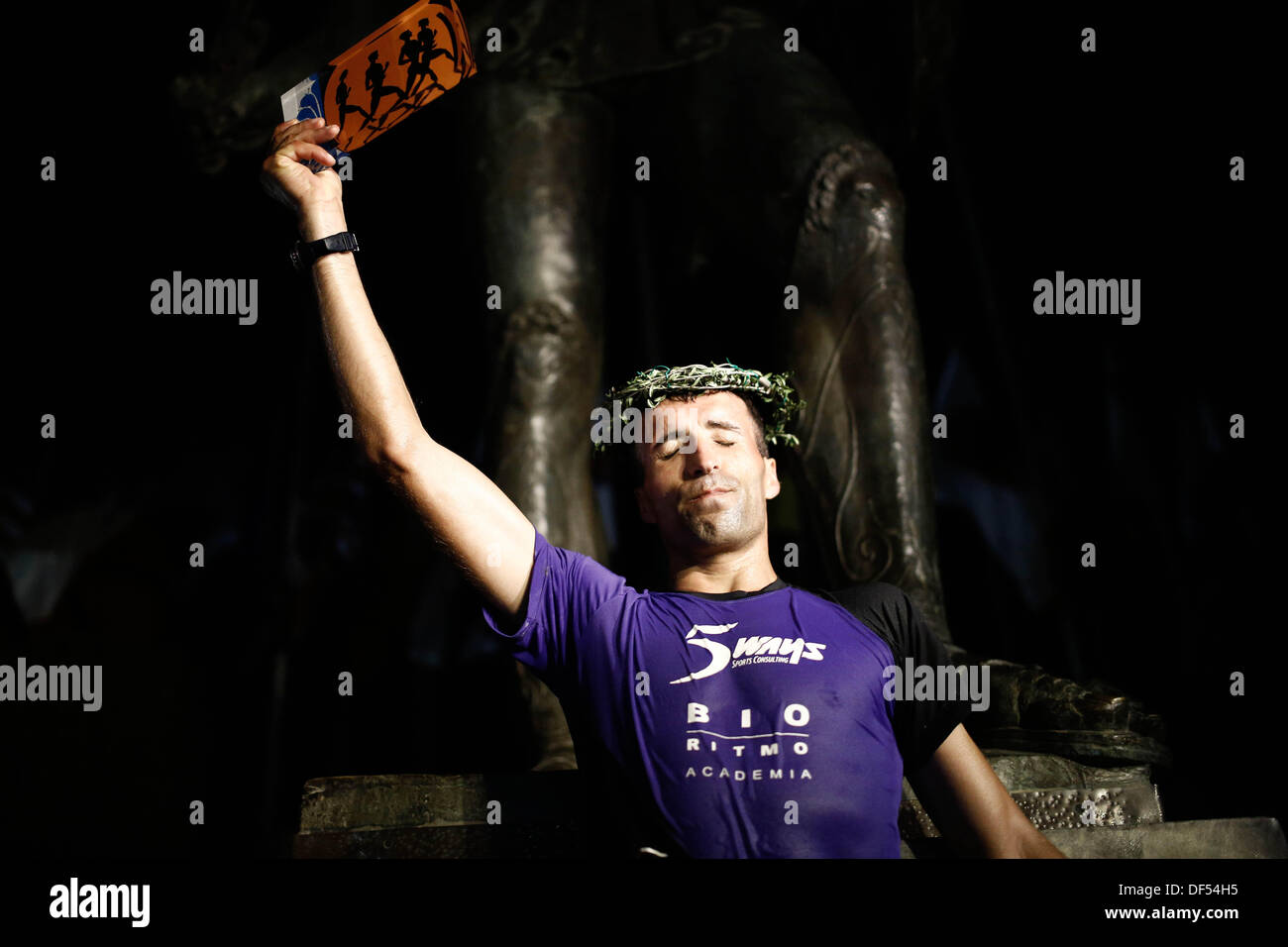 Ancient greek athletes runner hi-res stock photography and images - Alamy