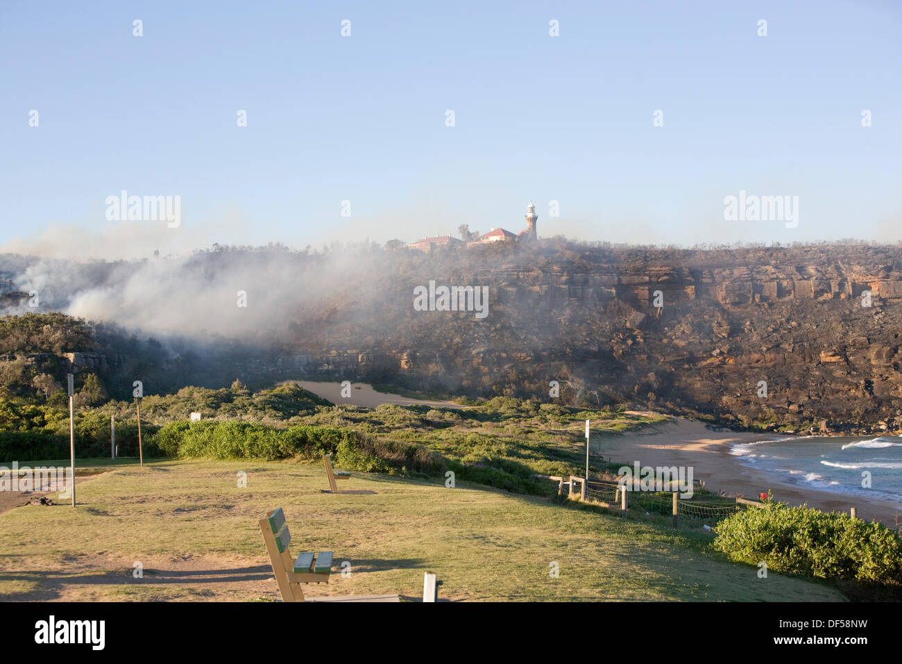 Northern beaches bushfire hi-res stock photography and images - Alamy