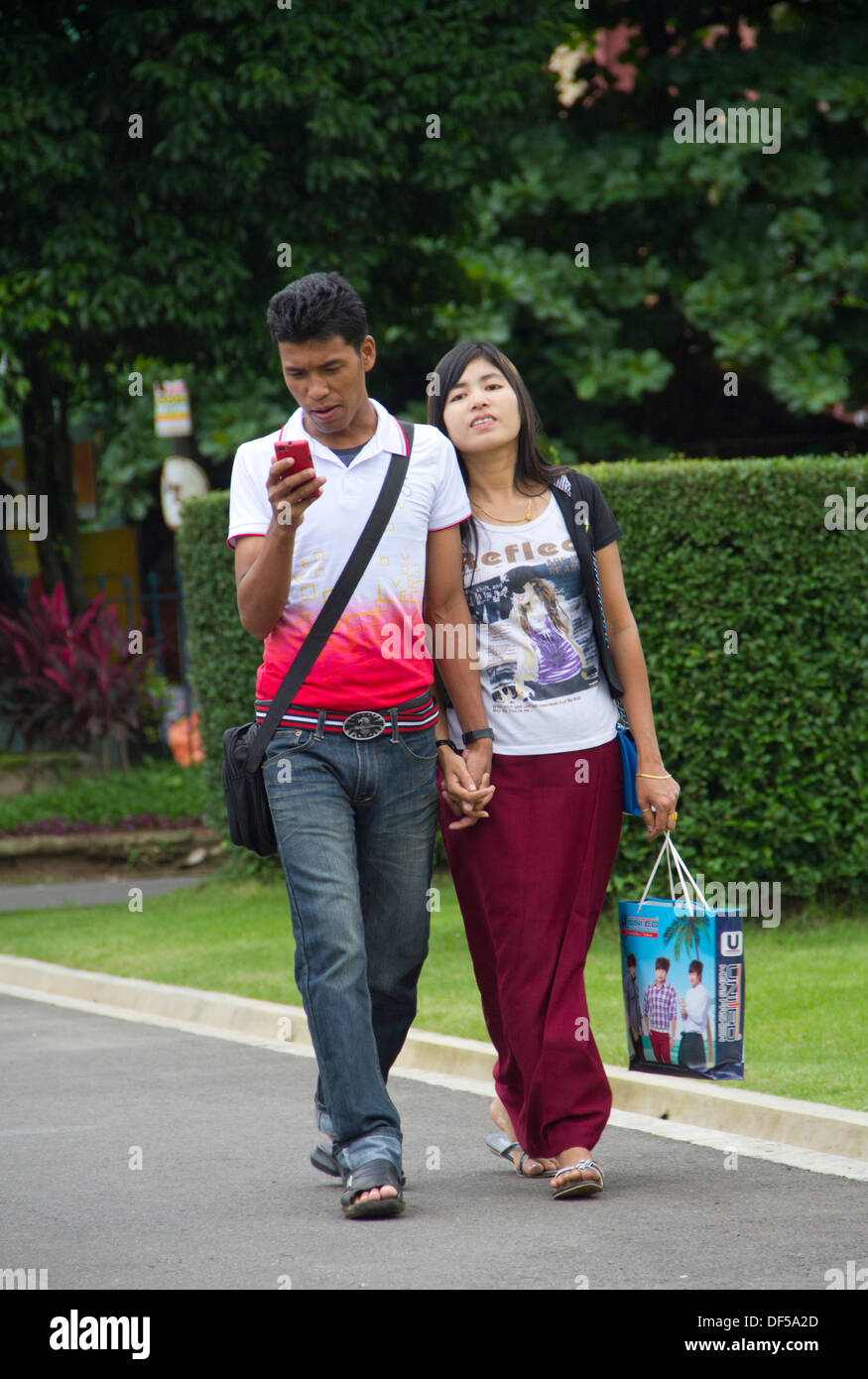 Burmese couple hi-res stock photography and images - Alamy