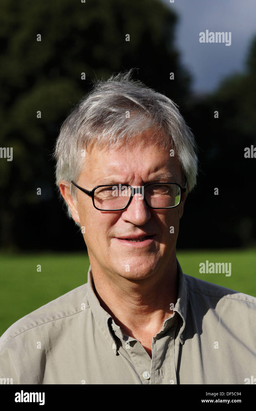 Sir Charles Maclean at his home in Strachur Argyll Stock Photo - Alamy
