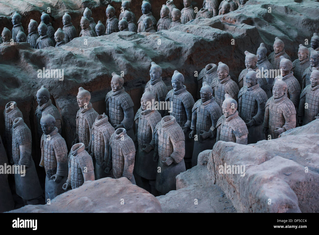 Terra cotta warriors hi-res stock photography and images - Alamy