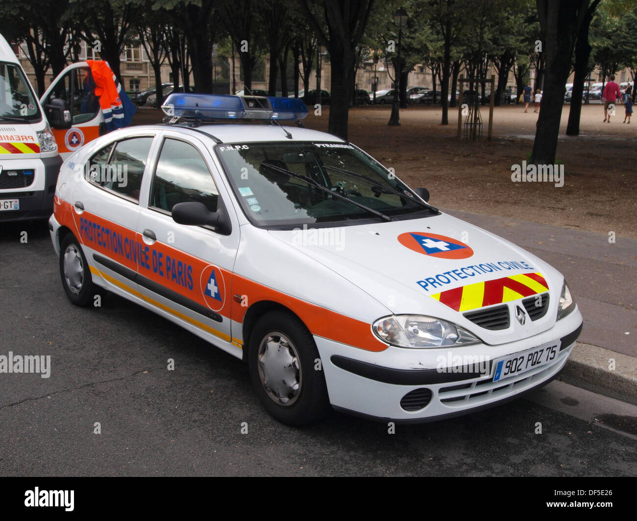 Protection civile hi-res stock photography and images - Alamy
