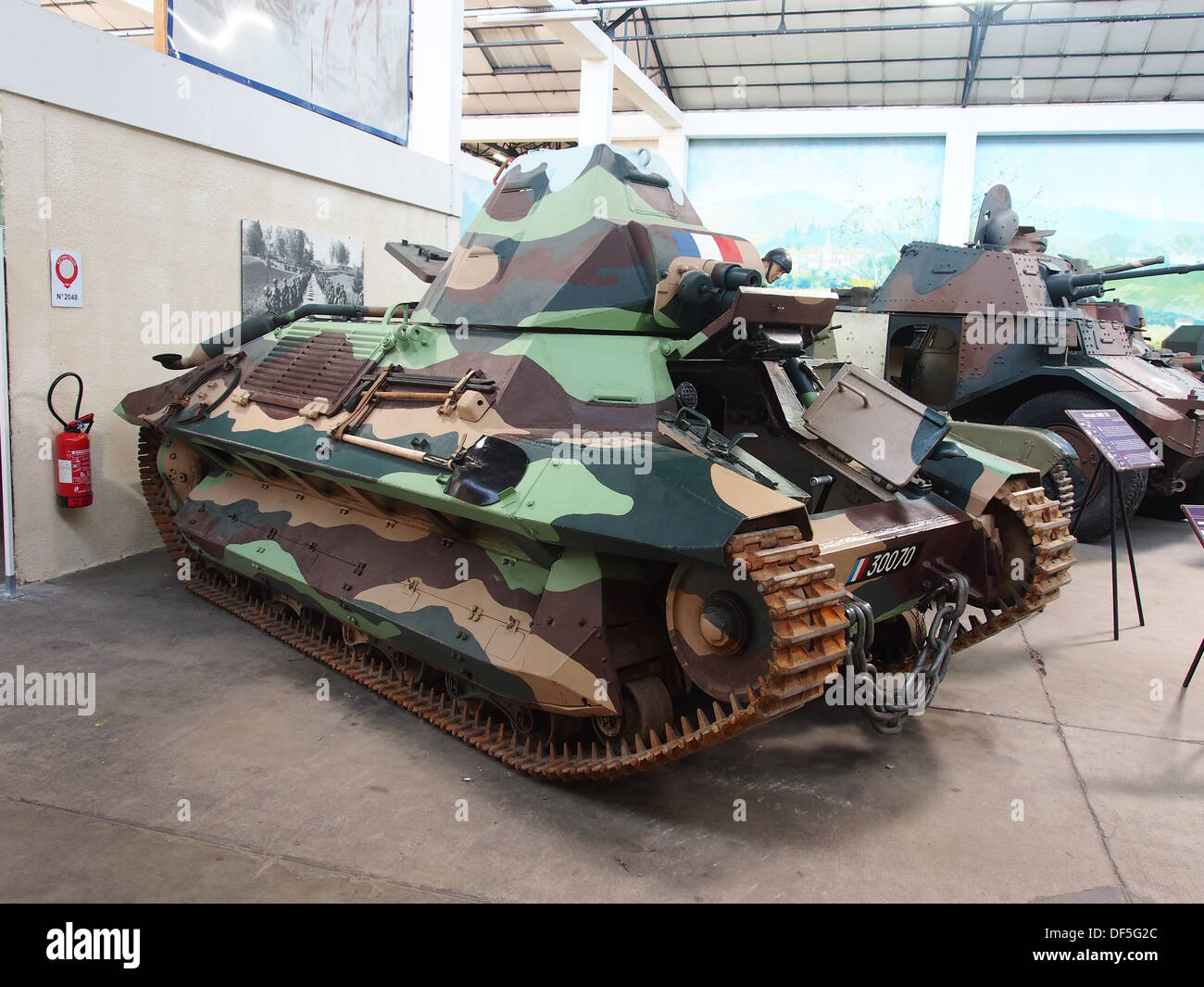 The 1935 Forges et Chantiers de la Méditerranée FCM 36 is a French tank ...