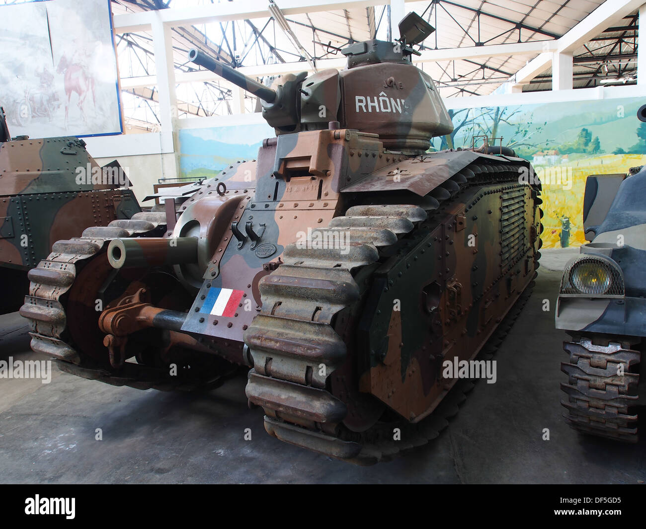 French tanks of ww2 hi-res stock photography and images - Alamy