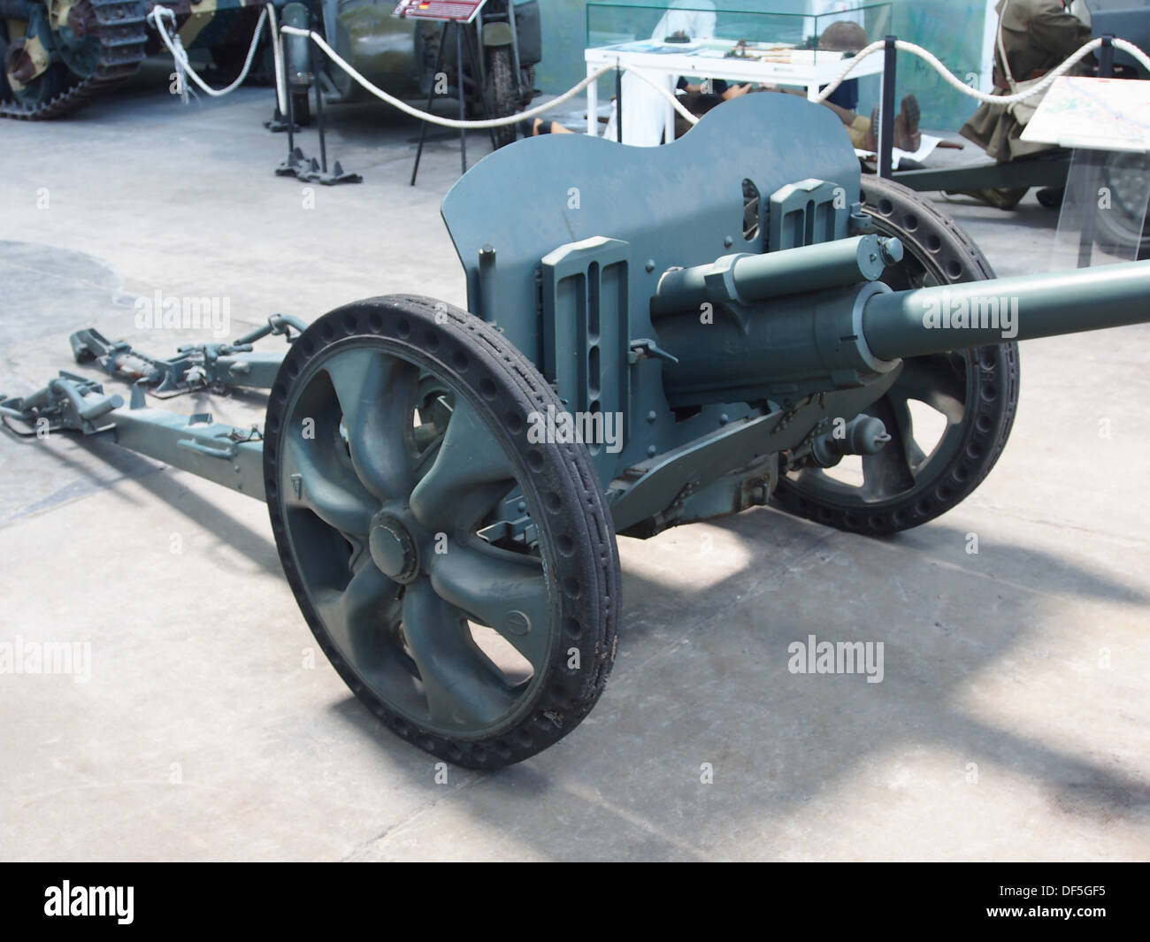 The 1937 47mm Canon SA 37 anti-tank gun is displayed at the Musée des ...