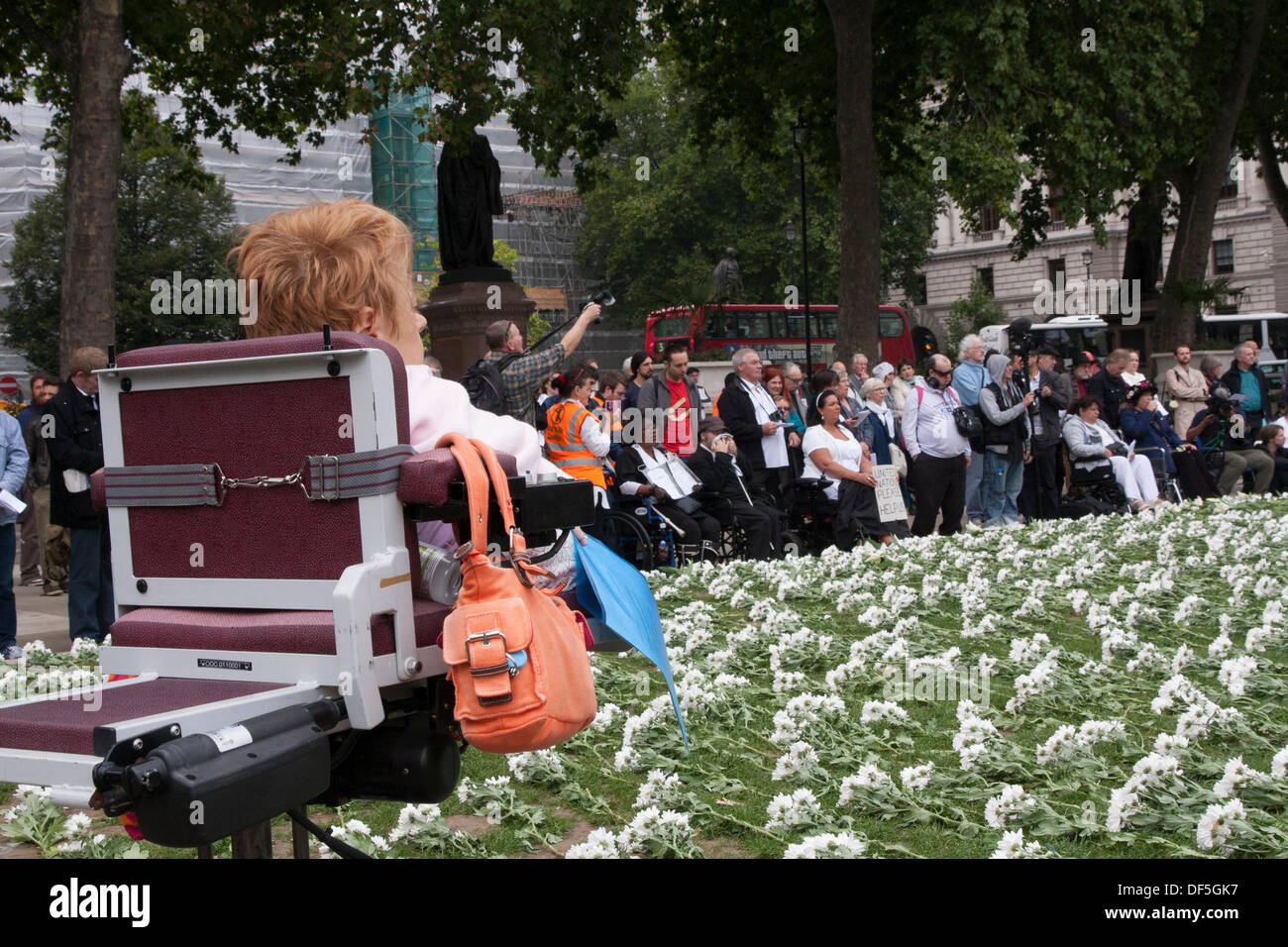 Severely disabled hi-res stock photography and images - Alamy