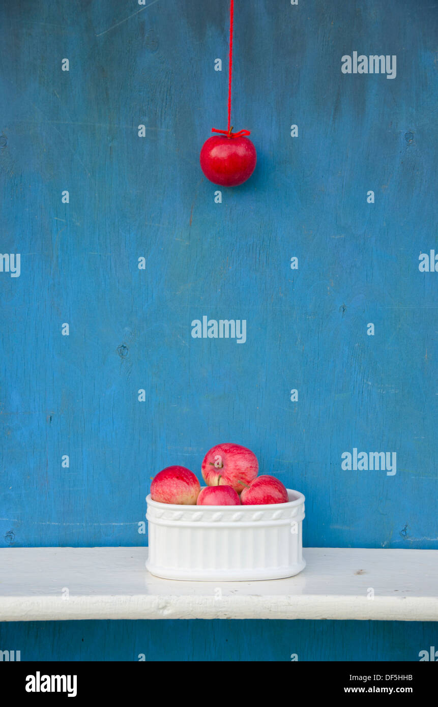 String of fruit hi-res stock photography and images - Alamy