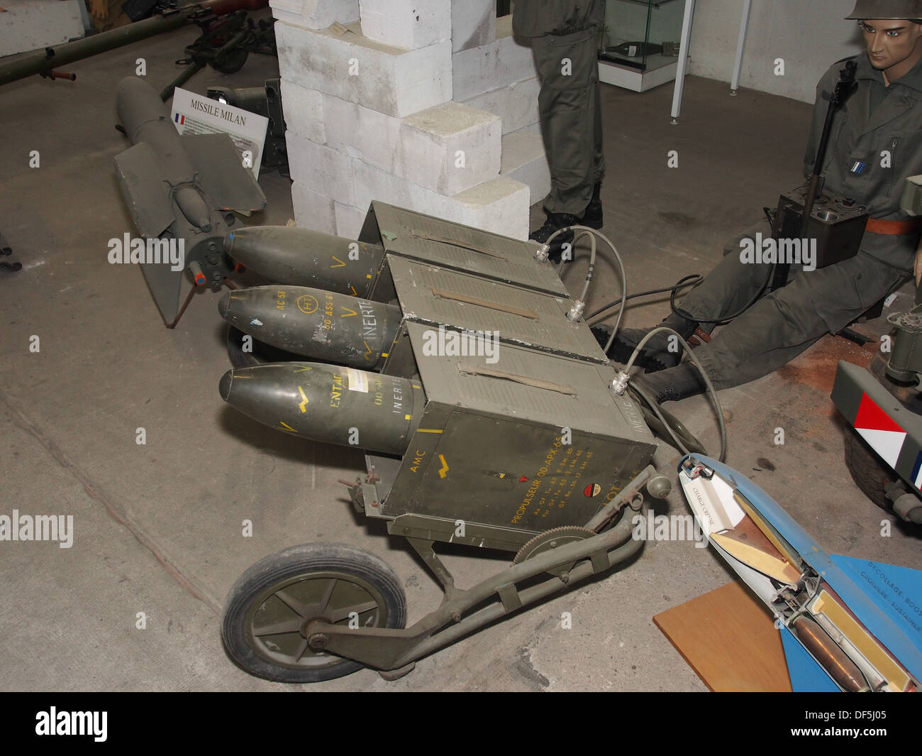 Anti tank missile system hi-res stock photography and images - Alamy