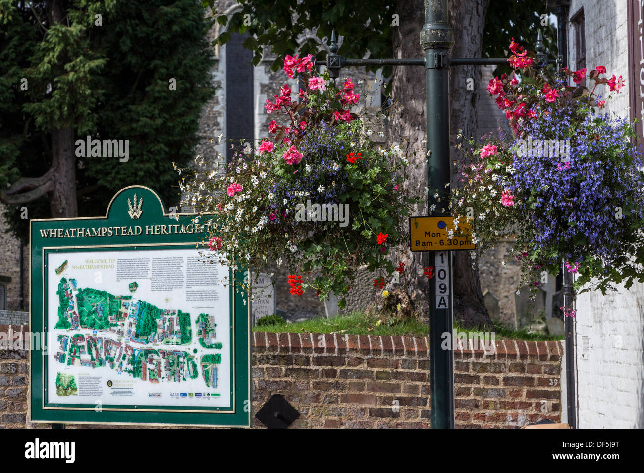 Hertfordshire information sign hi-res stock photography and images - Alamy