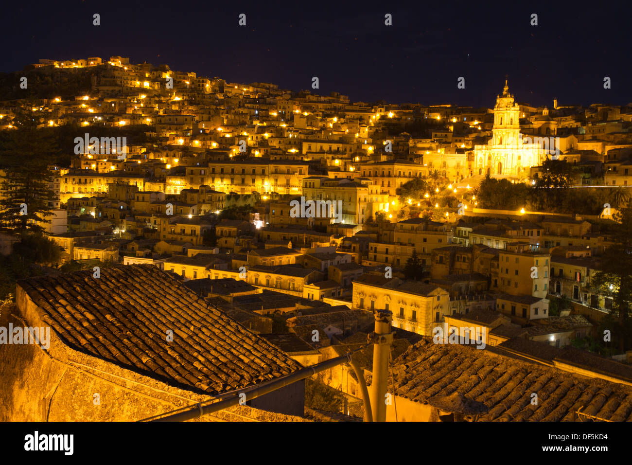 Modica sicily hi-res stock photography and images - Alamy