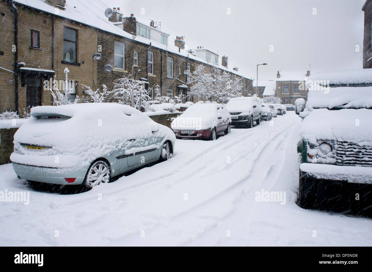 Baildon street hi-res stock photography and images - Alamy