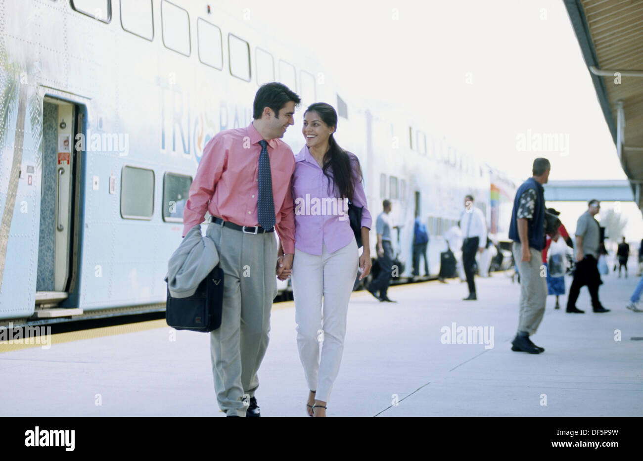 Man coming home from trip hi-res stock photography and images - Alamy