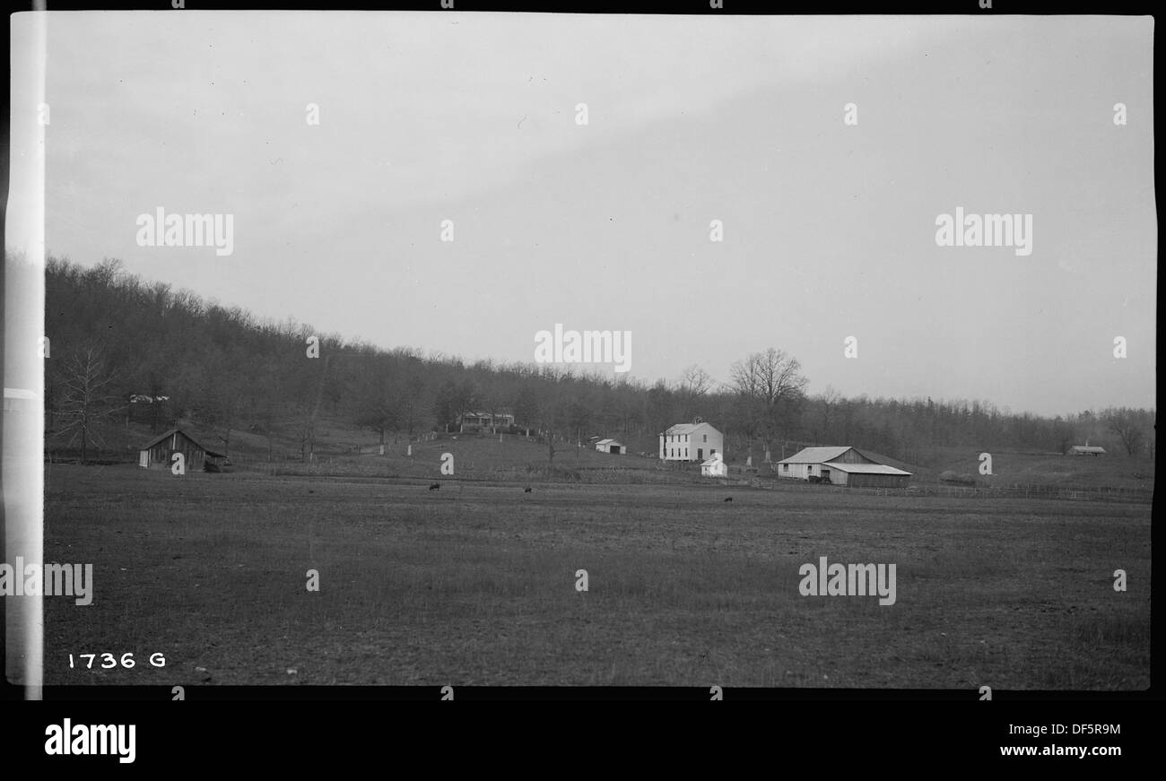 Hooper, H.C., farmstead near Buffalo River 280197 Stock Photo - Alamy