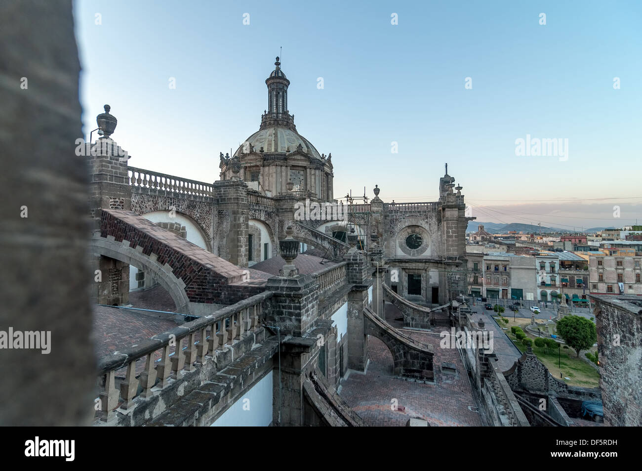 Cathedral zocalo church catholic hi-res stock photography and images ...