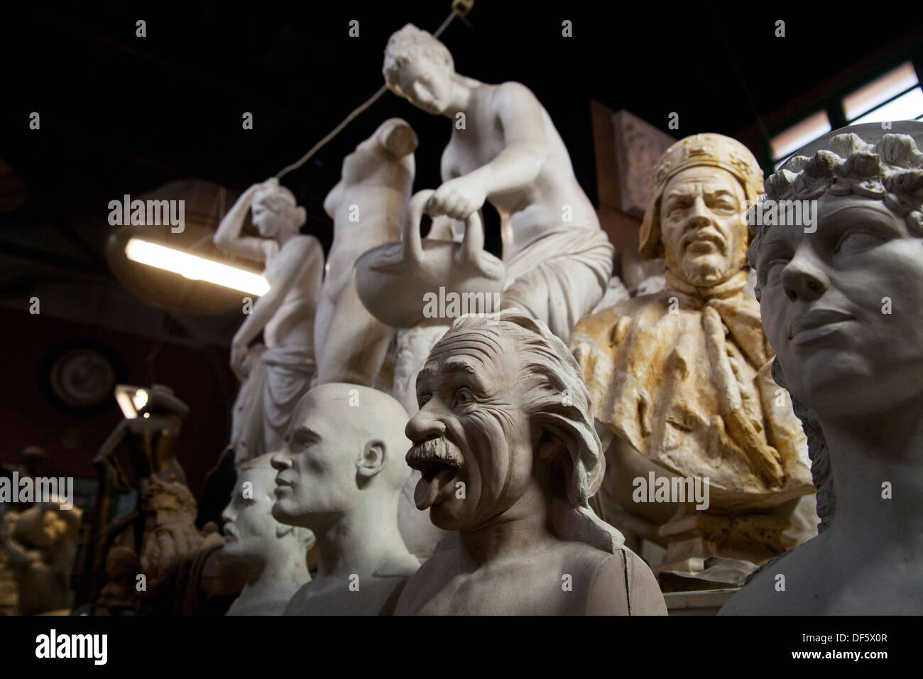 Movie Sculptures High Resolution Stock Photography and Images - Alamy