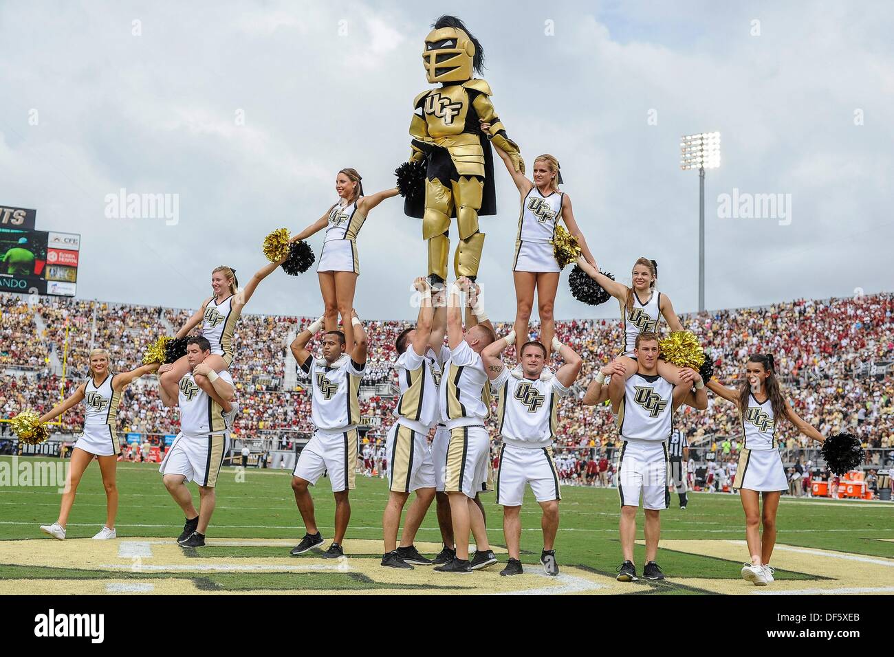 September 28, 2013 - Orlando, FL, U.S: UCF Knights Cheer Team perform ...