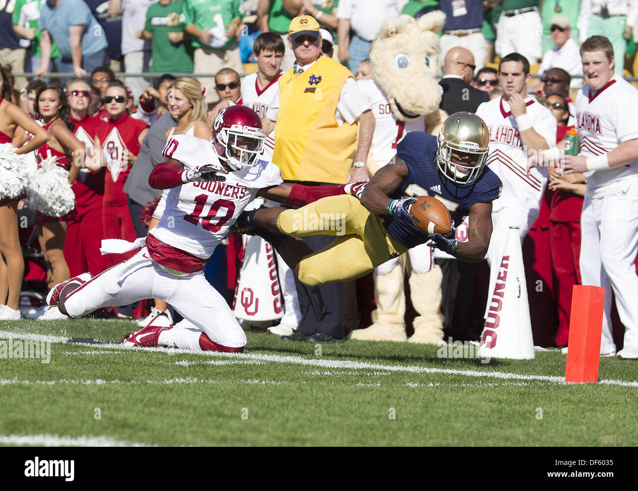 Quentin hayes hi-res stock photography and images - Alamy