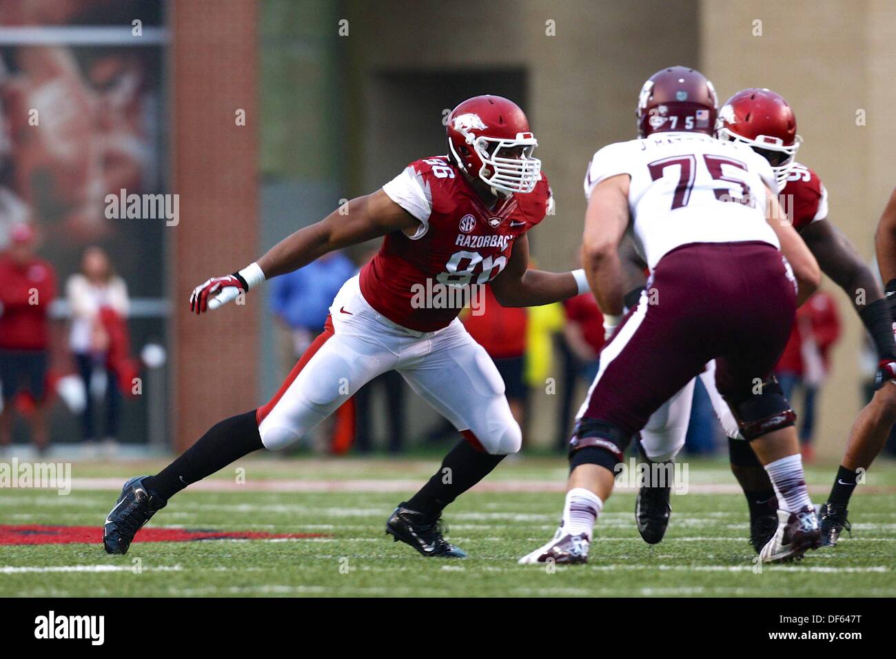 Sept. 28, 2013: Arkansas defensive end Trey Flowers #86 works his way ...