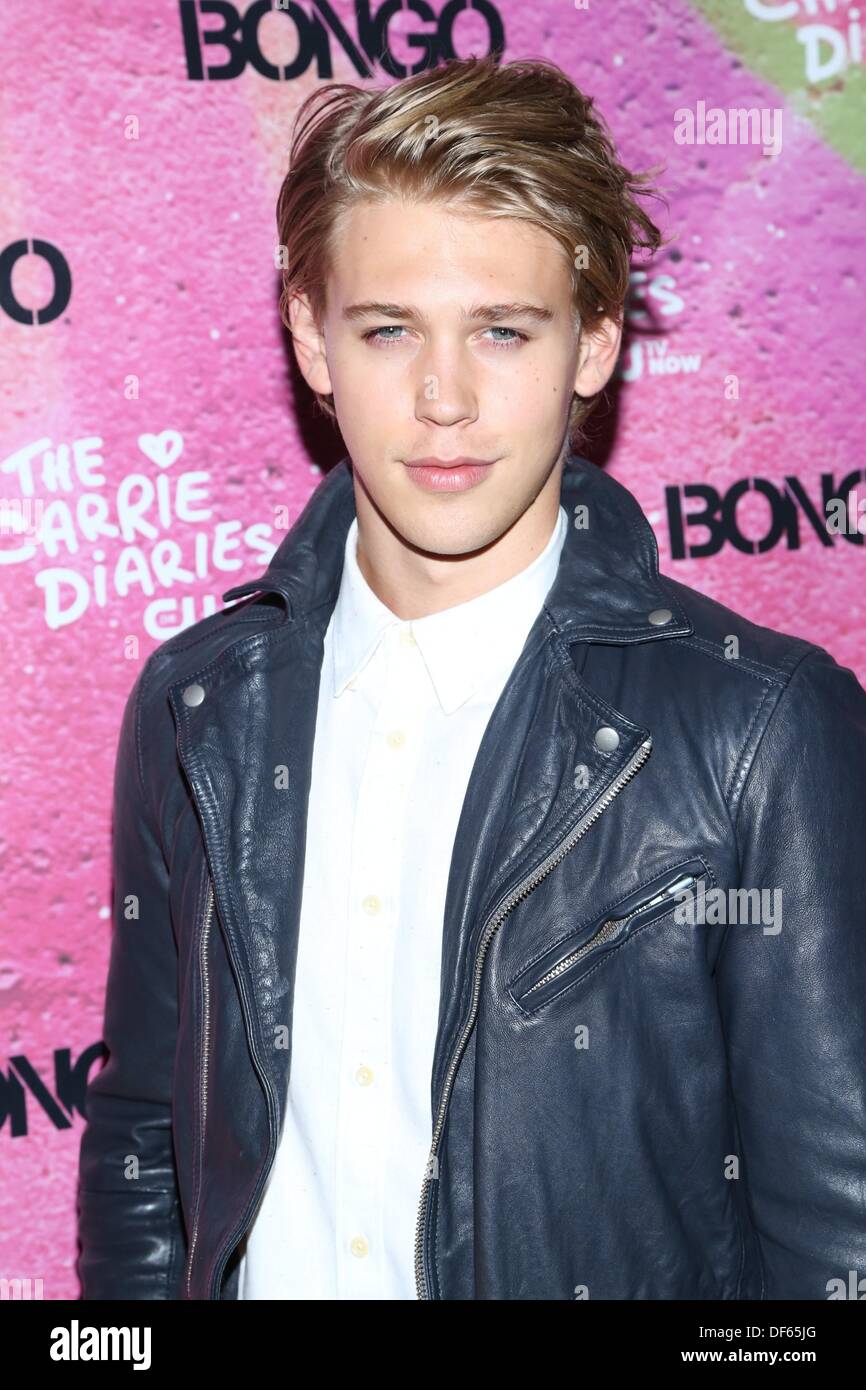 Austin butler carrie diaries hi-res stock photography and images - Alamy