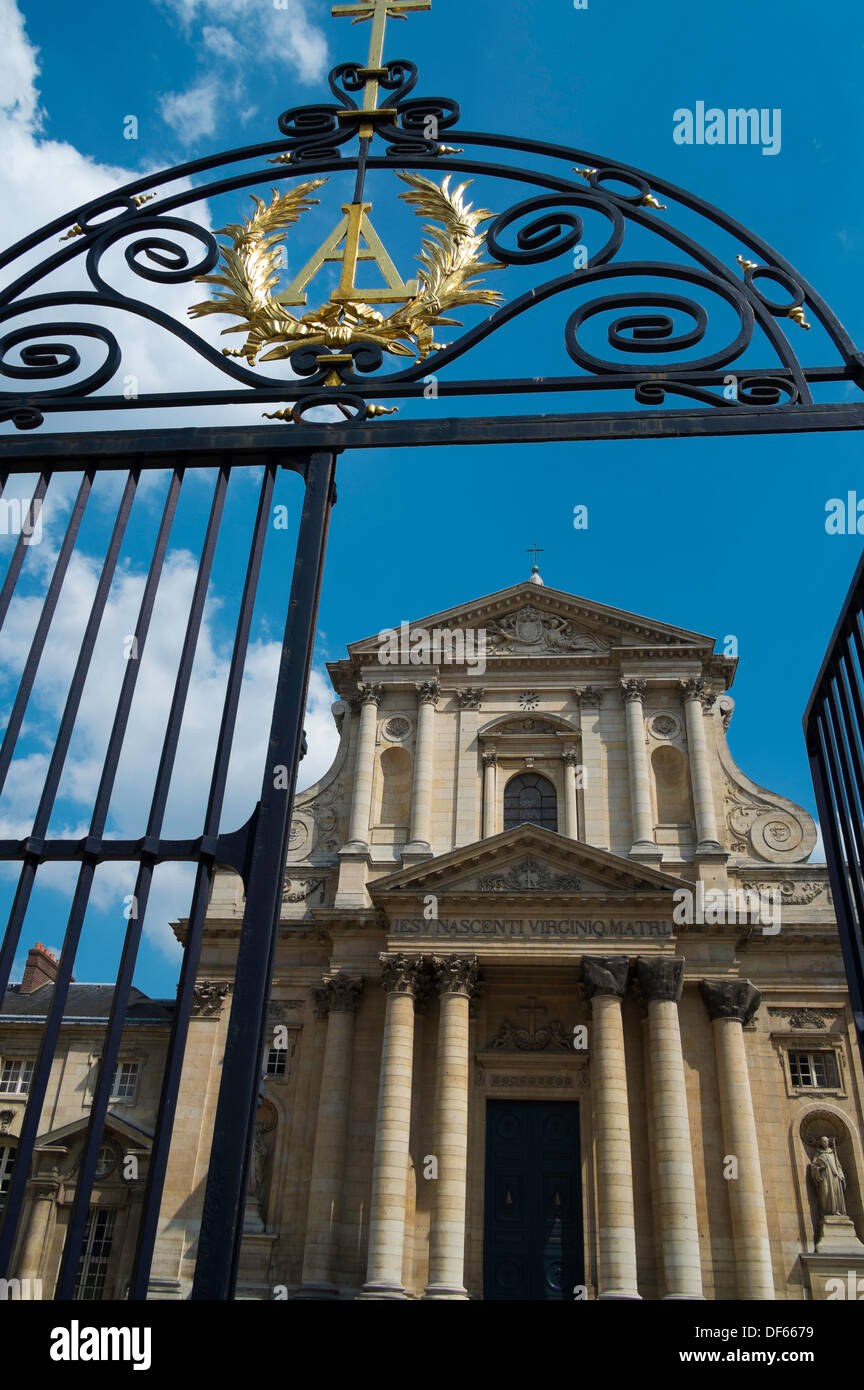 Grace gates hi-res stock photography and images - Alamy