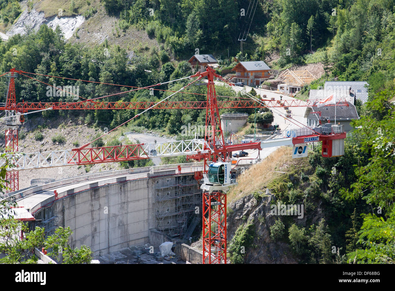 Lac de Chambon Mizoen Rhone Alps Alpes France Stock Photo - Alamy