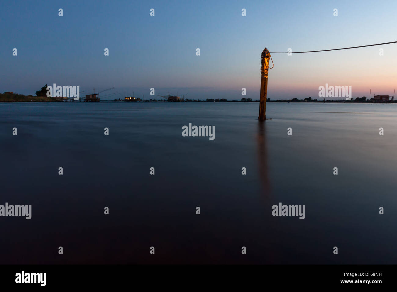 Night fishing lake hi-res stock photography and images - Alamy