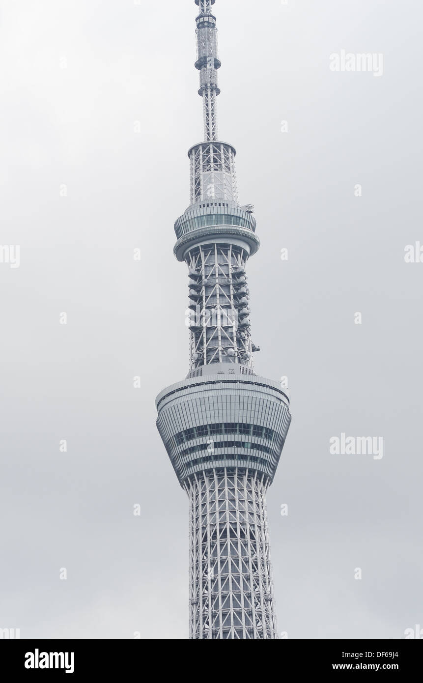 Tokyos tallest structure hi-res stock photography and images - Alamy