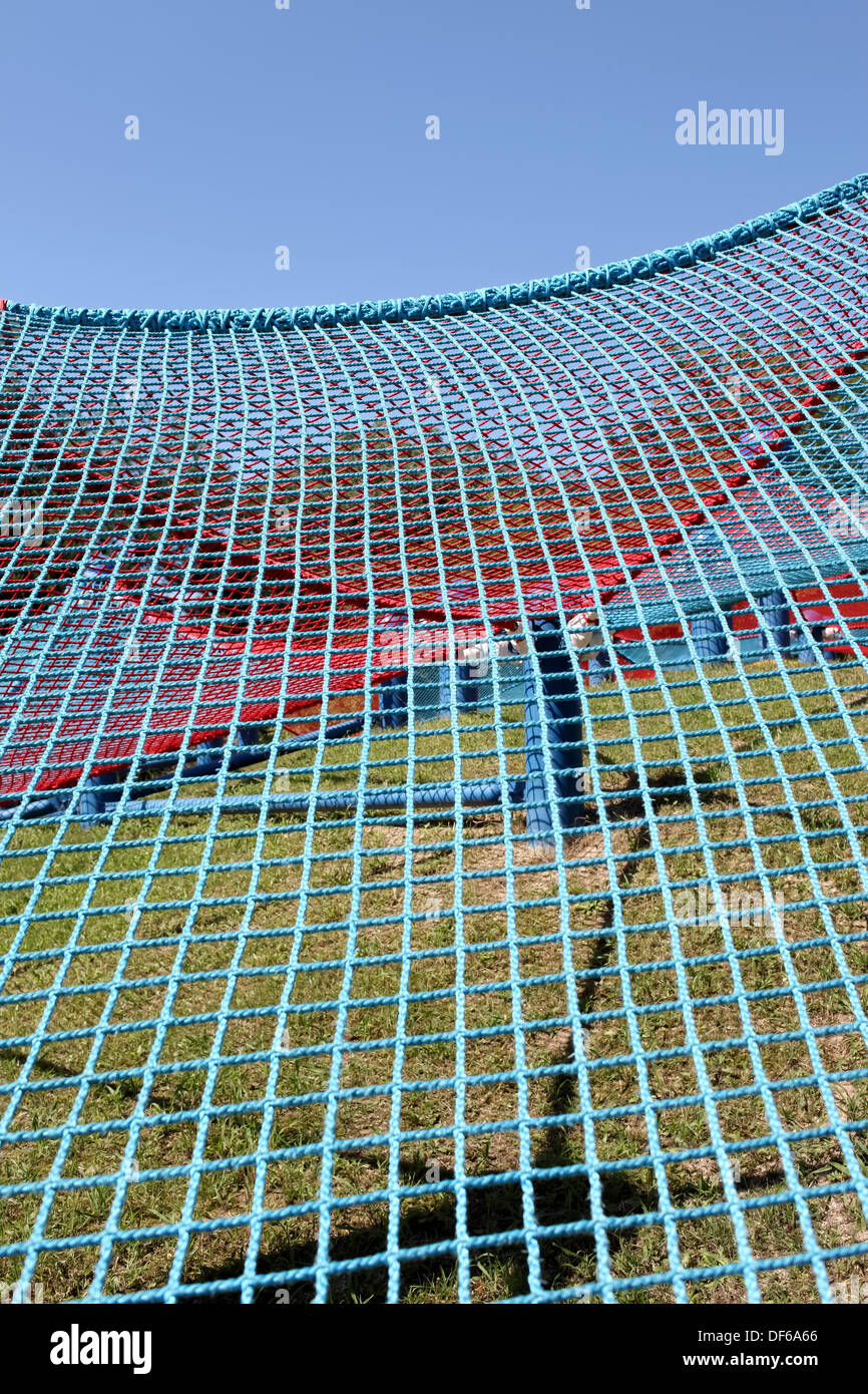 Jungle gym hi-res stock photography and images - Alamy