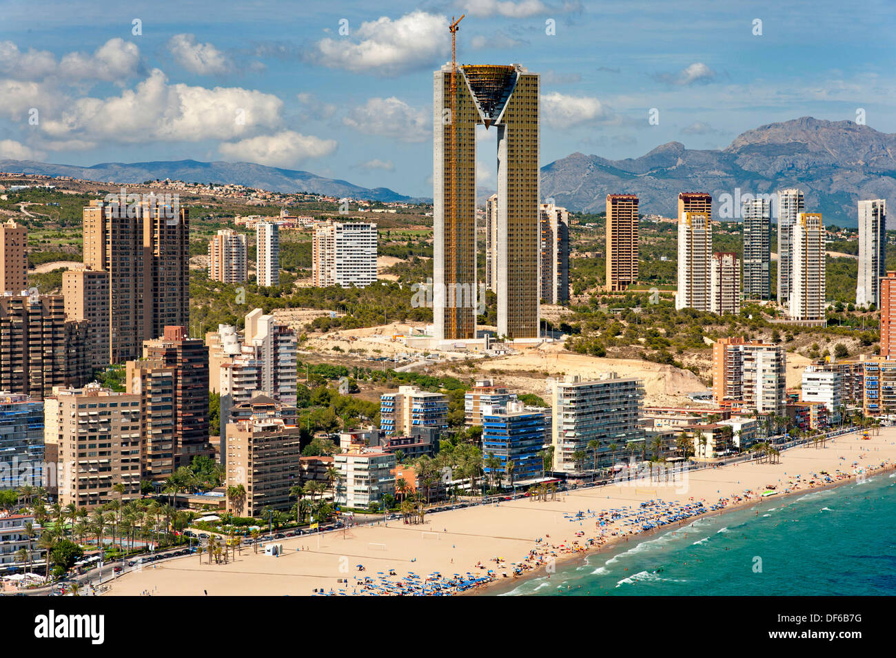 InTempo luxury skyscraper and other high-rises in Benidorm, Alicante ...