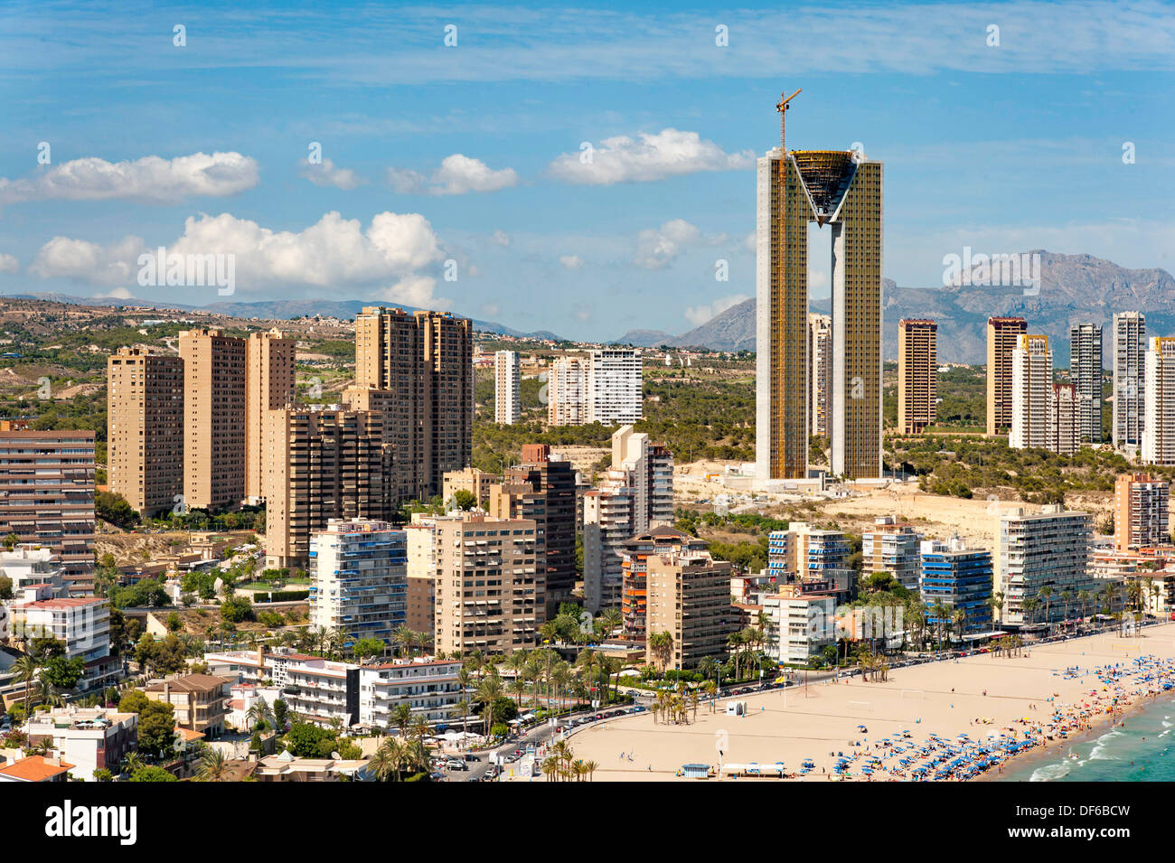 InTempo luxury skyscraper and other high-rises in Benidorm, Alicante ...