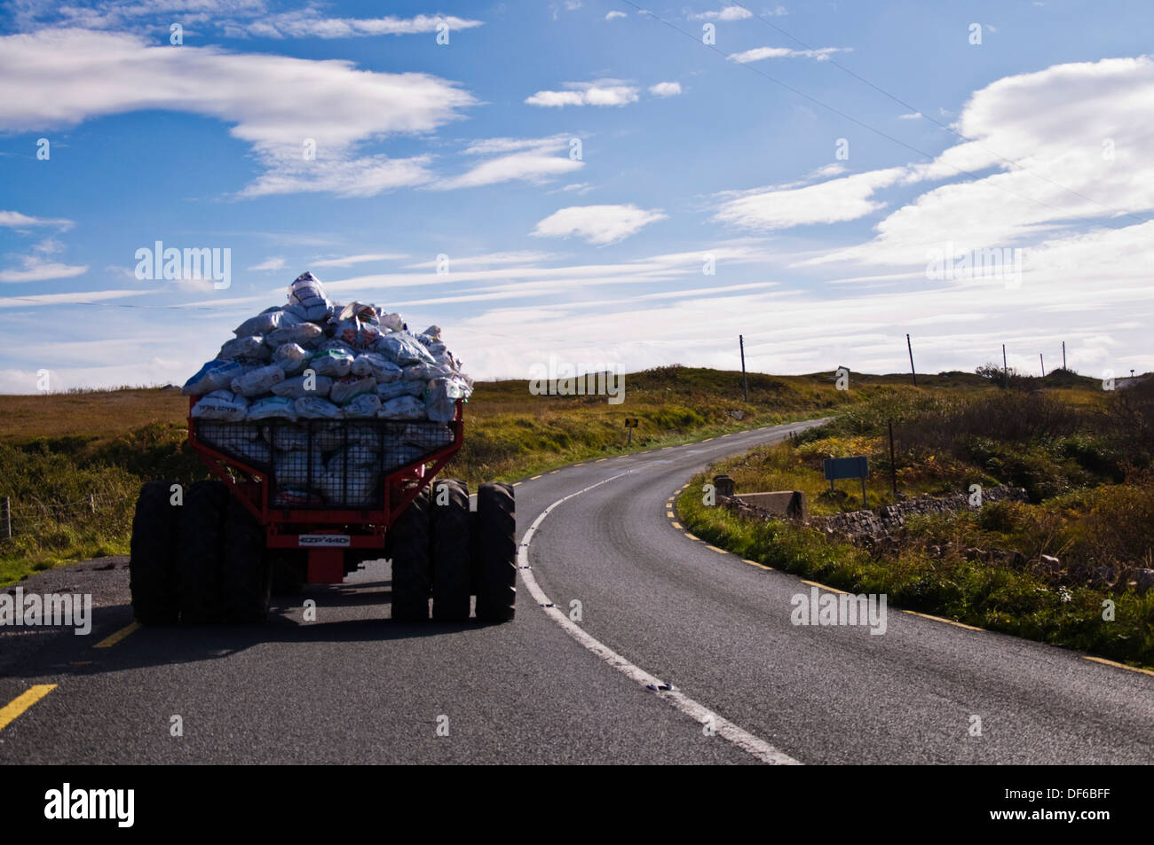 Turf trailer hi-res stock photography and images - Alamy