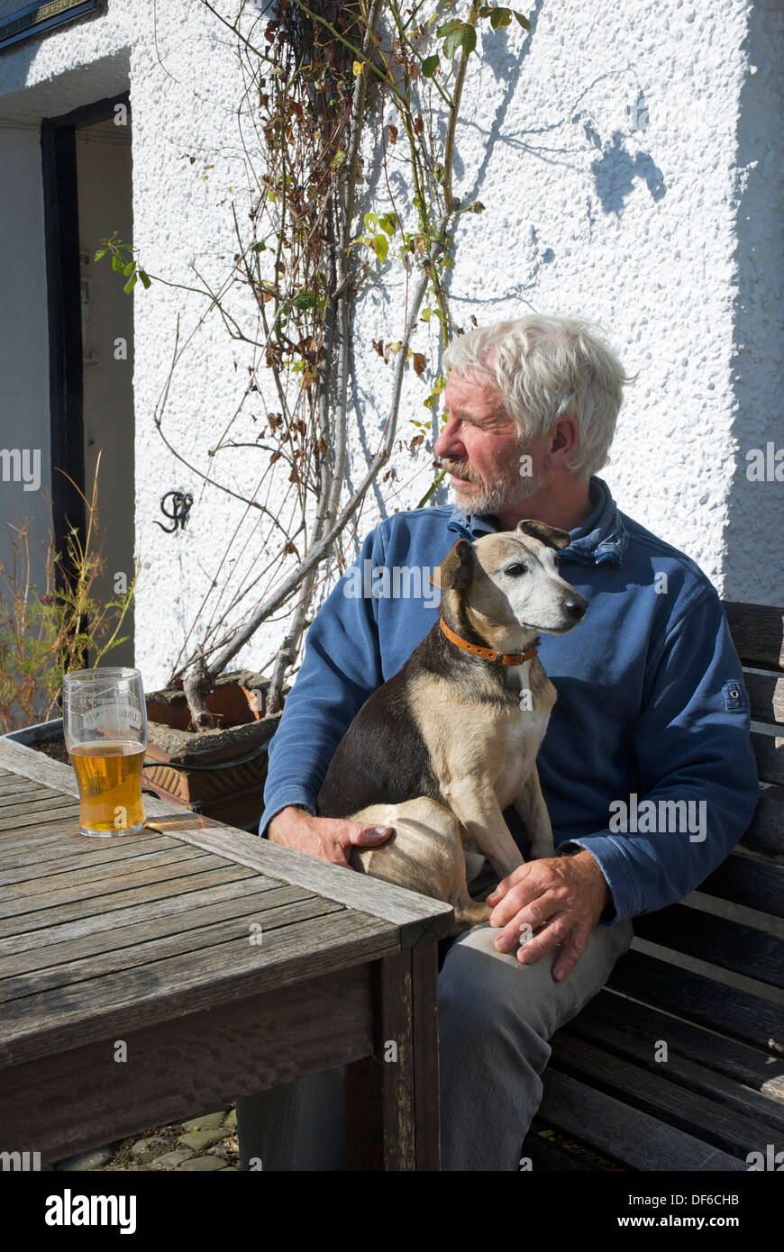 Blacksmiths arms inn hi-res stock photography and images - Alamy