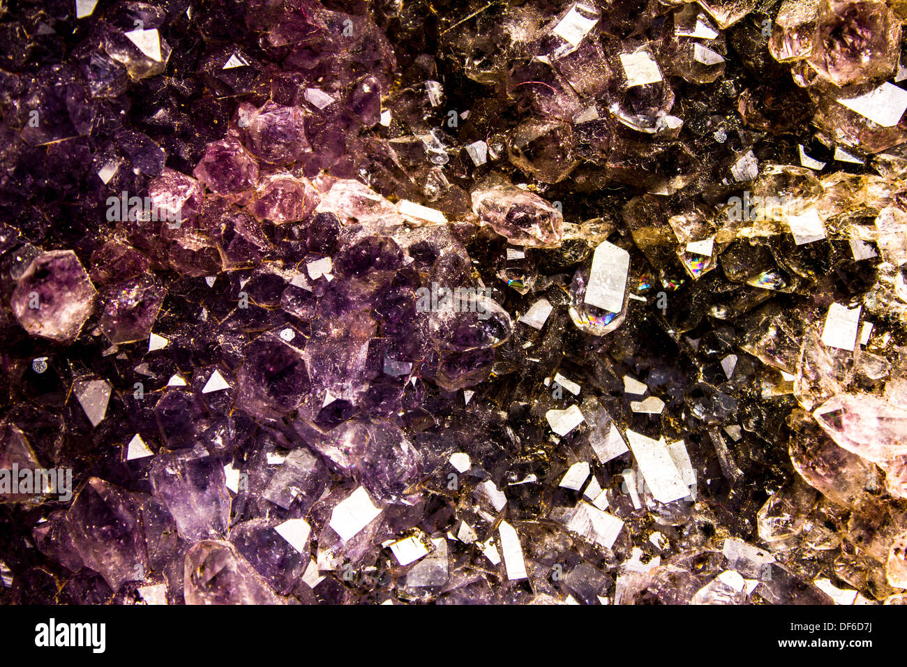 Amethyst texture hi-res stock photography and images - Alamy