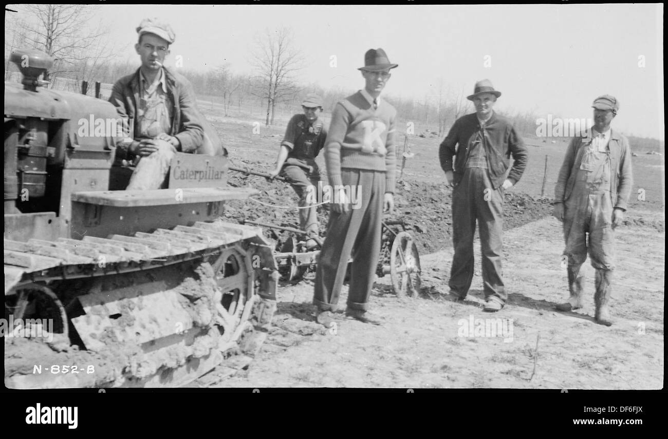 Five old men hi-res stock photography and images - Alamy